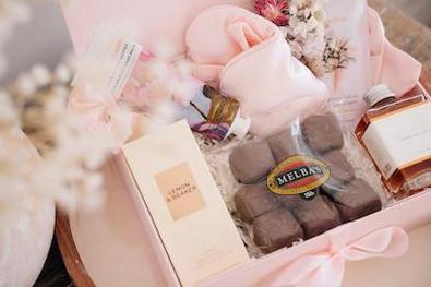 Pamper Me Gift Hamper - isubscribe.com.au